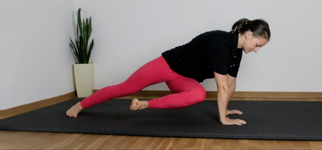 ITB Kickout Exercise | Ankle Strengthening for Runners